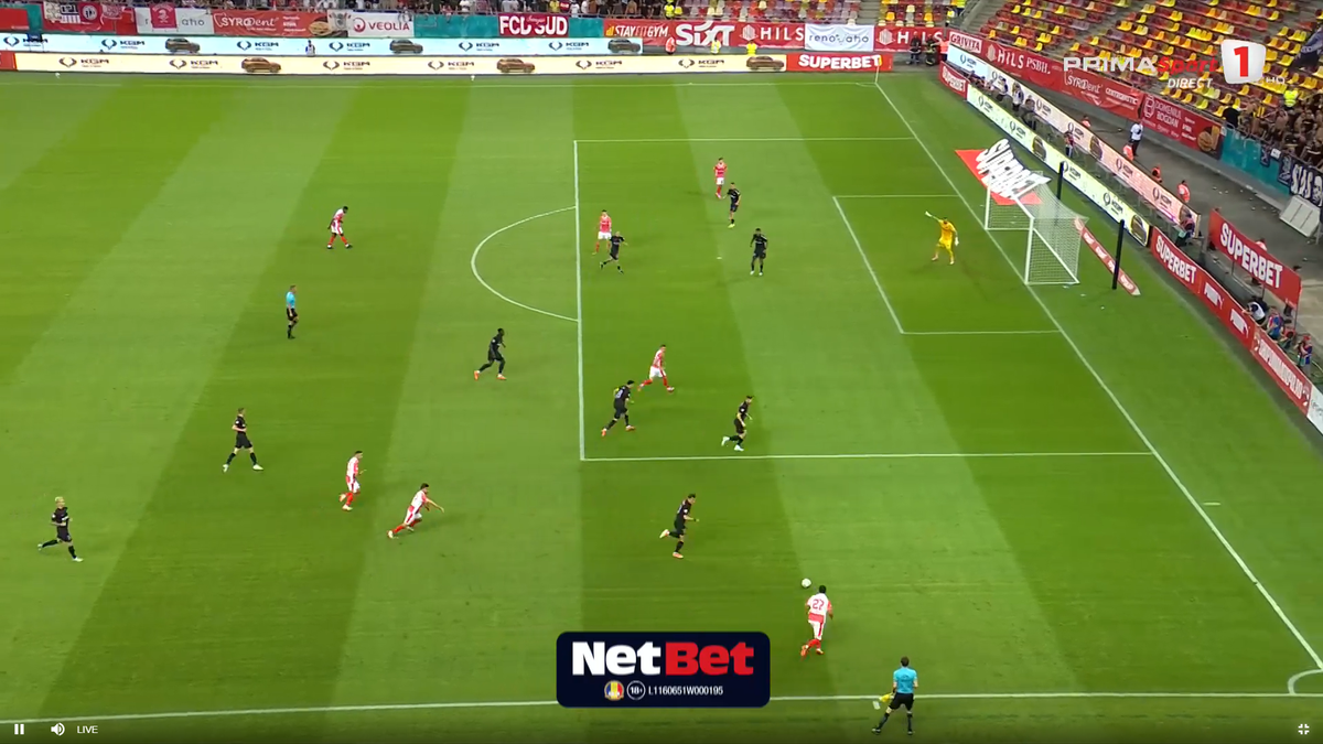 Golul marcat de Musi în poarta lui FCSB - Imaginea 6