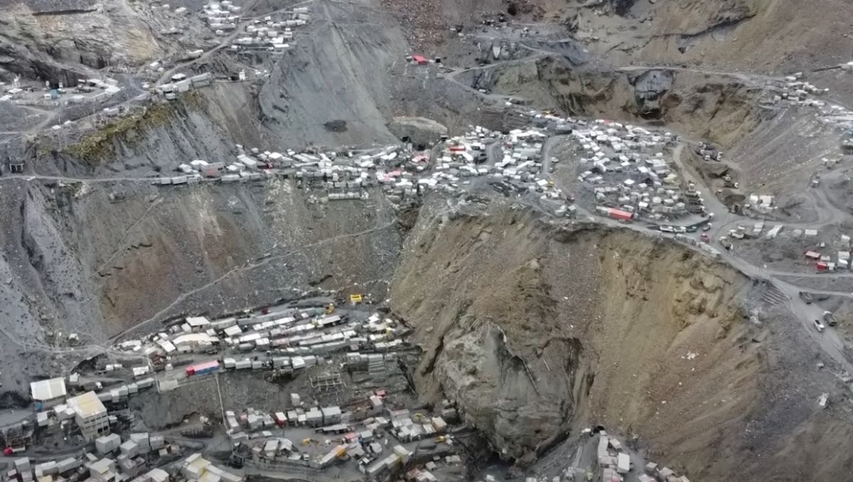 La Rinconada, cea mai înaltă așezare din lume - Imaginea 12