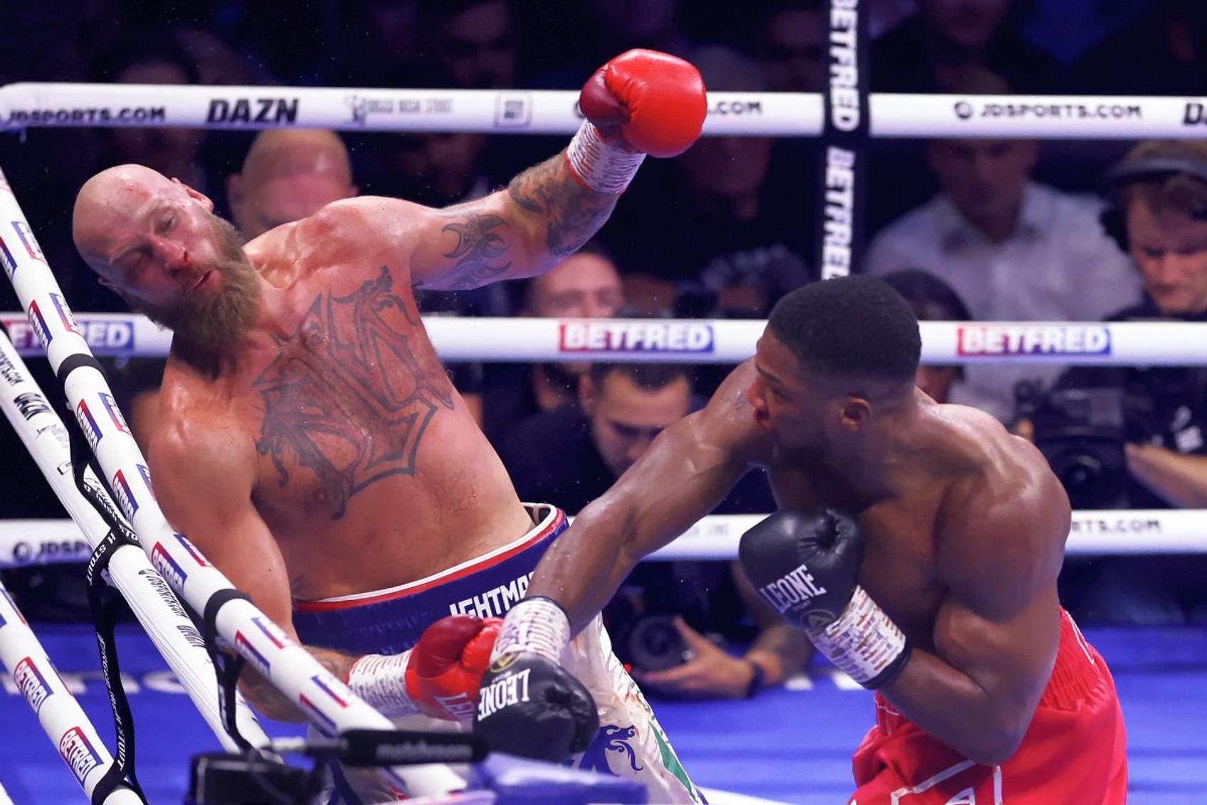 Anthony Joshua l-a surprins pe jurnalistul BBC: „Într-o seară m-am ...