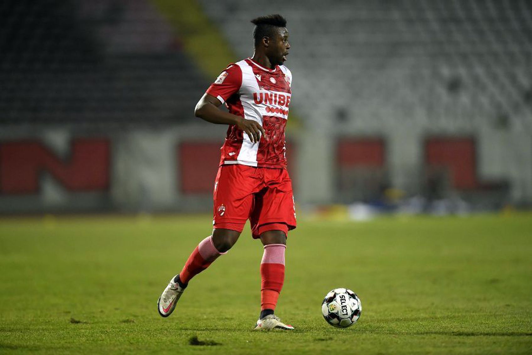 Magaye Gueye, interzis la Dinamo » Colegii i-au transmis să nu se mai ...