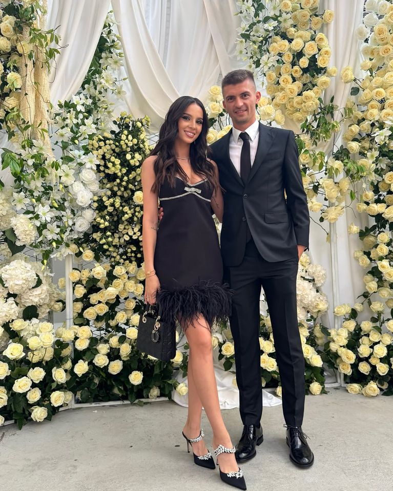 Constantin Budescu și Denis Alibec la nunta lui Florinel Coman - Imaginea 9