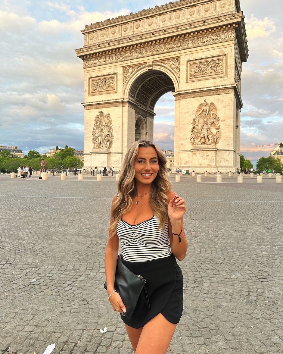 Ellie Collins - prezentă la Cehia - Anglia - Imaginea 10