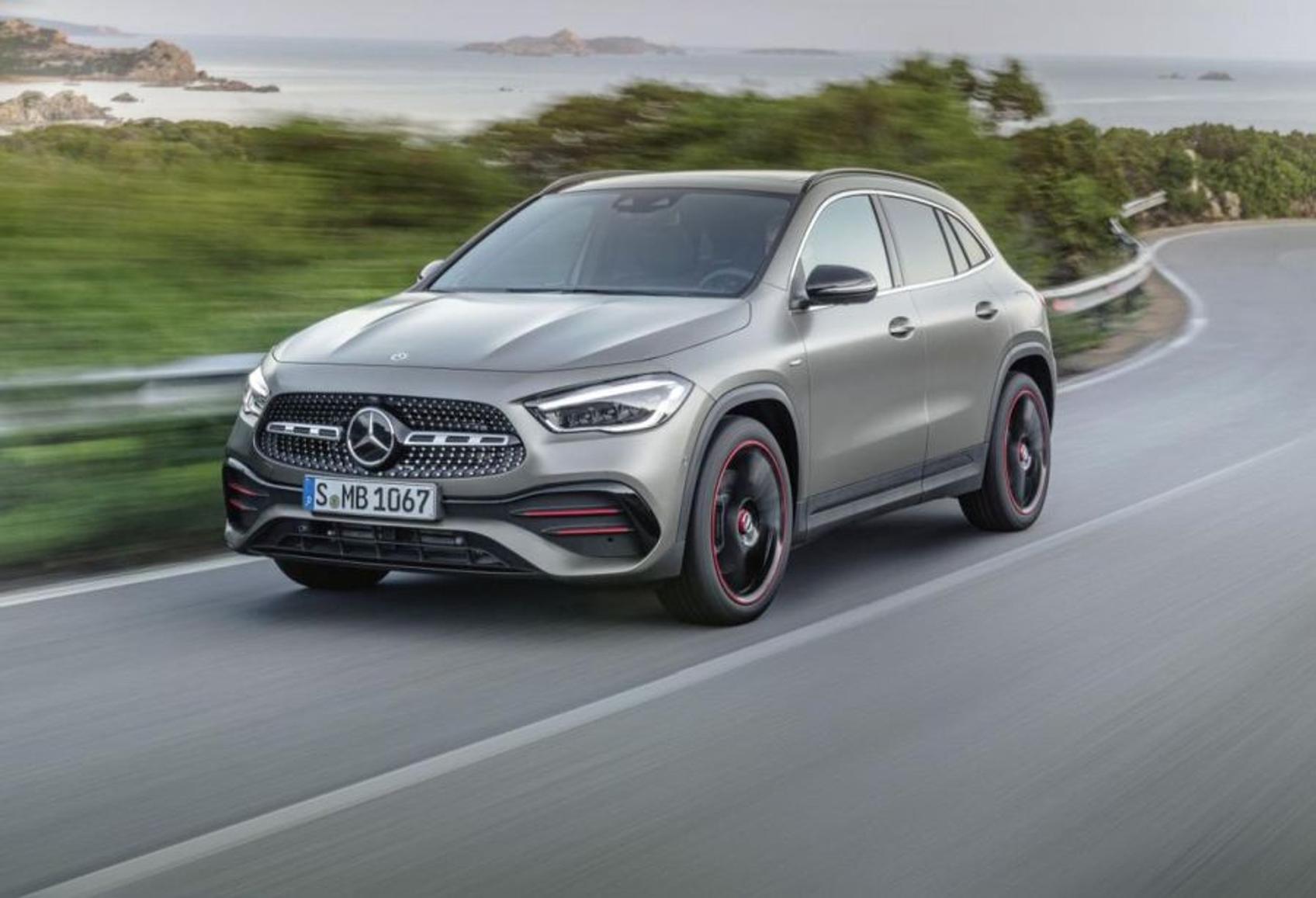FOTO Noul Mercedes-Benz GLA: cum arată modelul entry-level din gama SUV ...
