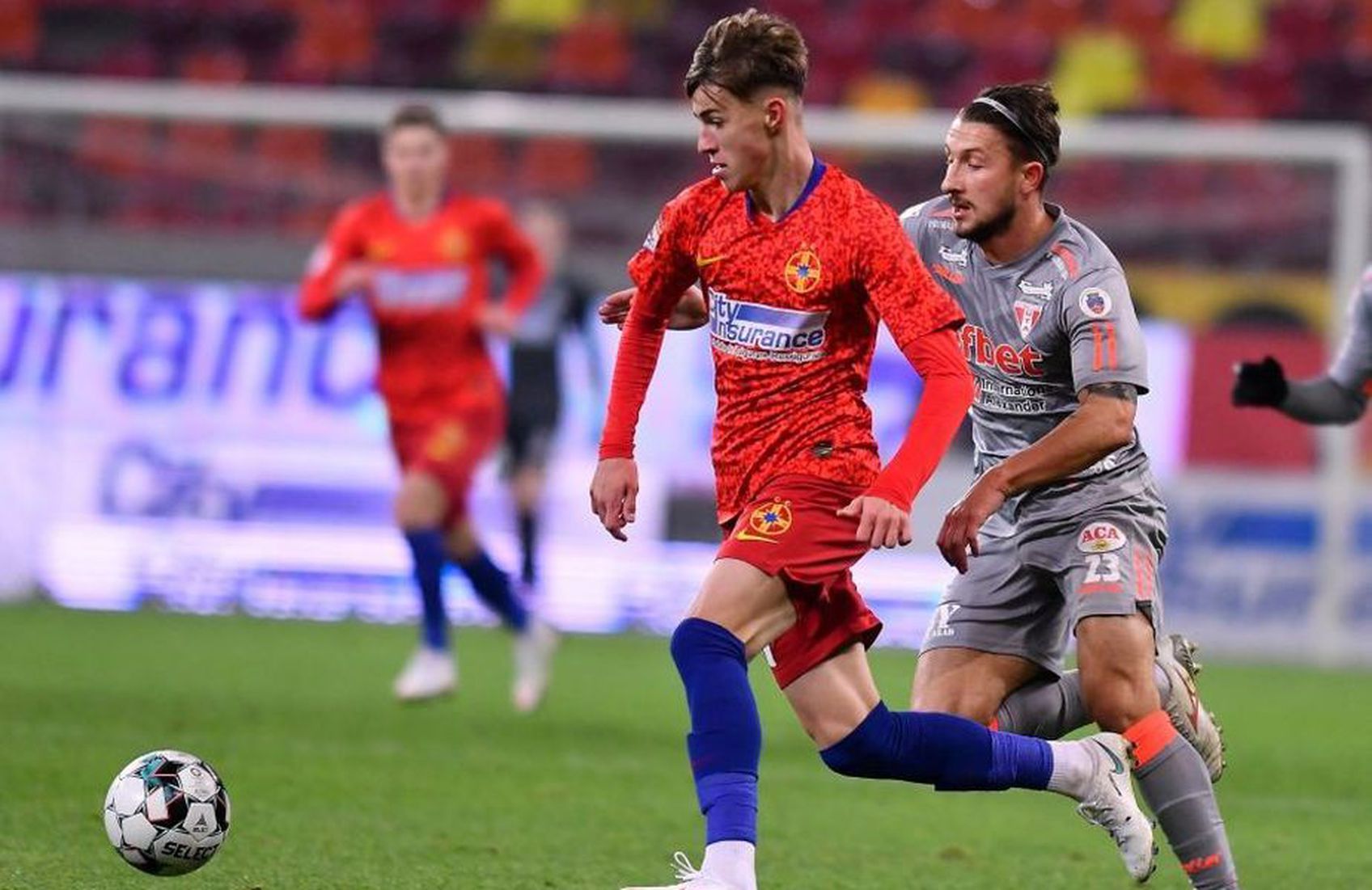 Octavian Popescu, exemplu de modestie la FCSB » Unde locuiește + cine e ...