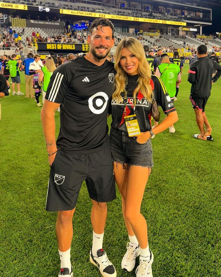 Poza 8 - Oana Sîrbu, fosta soție a lui Răzvan Cociș, formează un cuplu ...