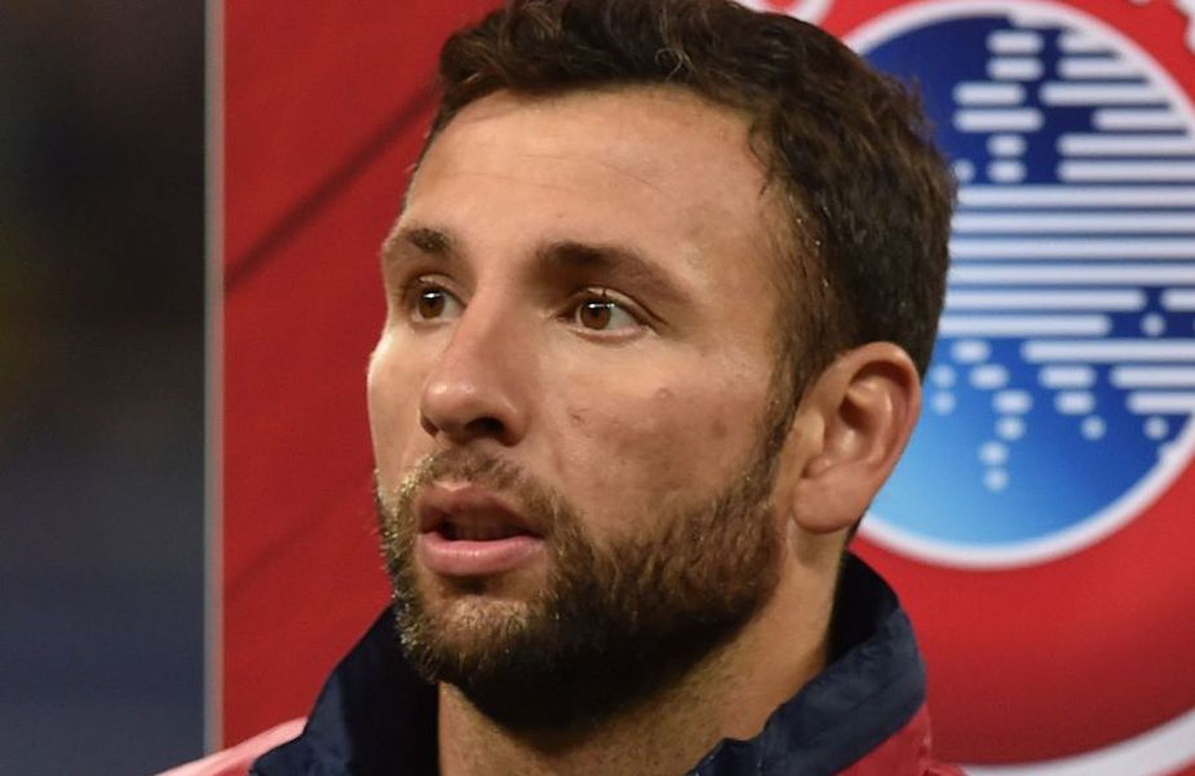 Răzvan Raț, gest minunat pentru bolnavii de coronavirus Își transformă ...