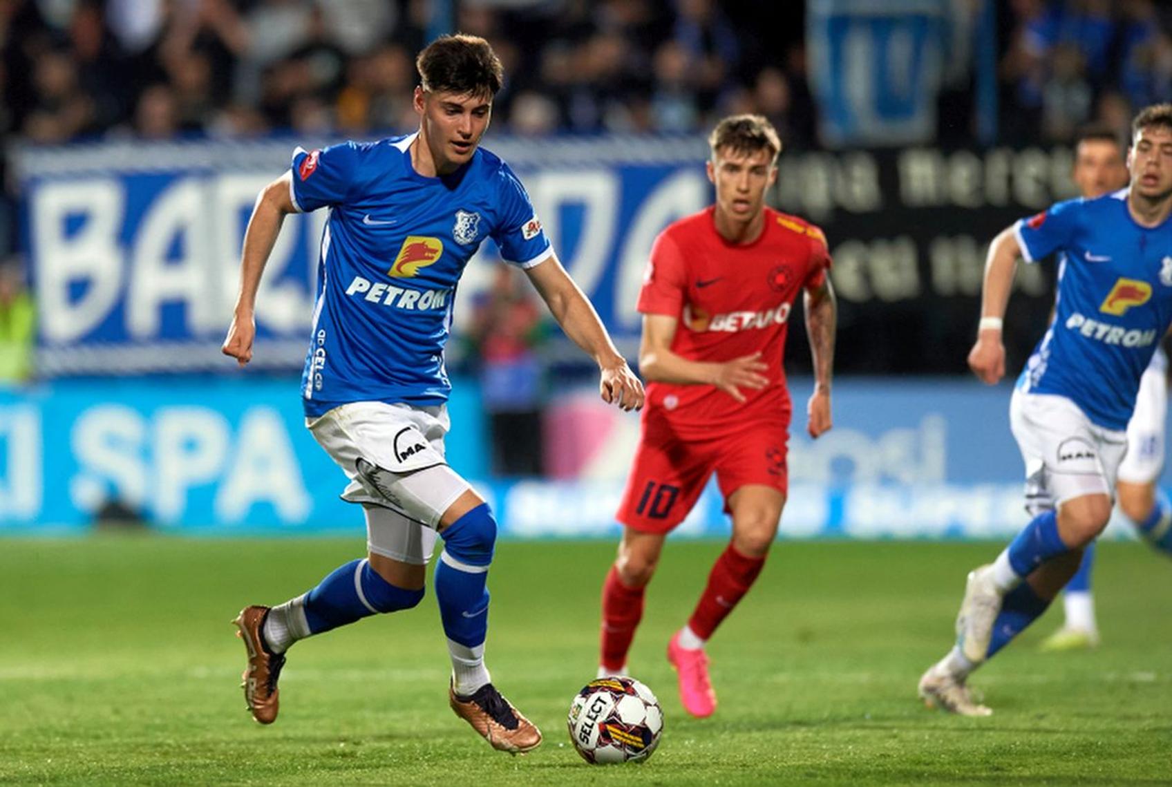 Bogdan Cosmescu a comentat transferul lui Adrian Mazilu la Brighton ...