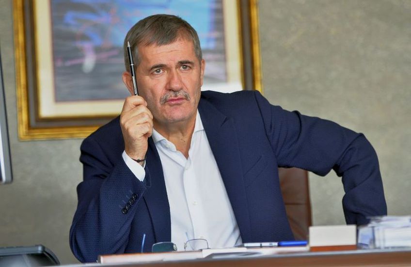 Valeriu Iftime, derapaj rasist la adresa lui Keyta, după înfrângerea cu ... Valeriu Iftime, derapaj rasist la adresa lui Keyta, după înfrângerea cu ...